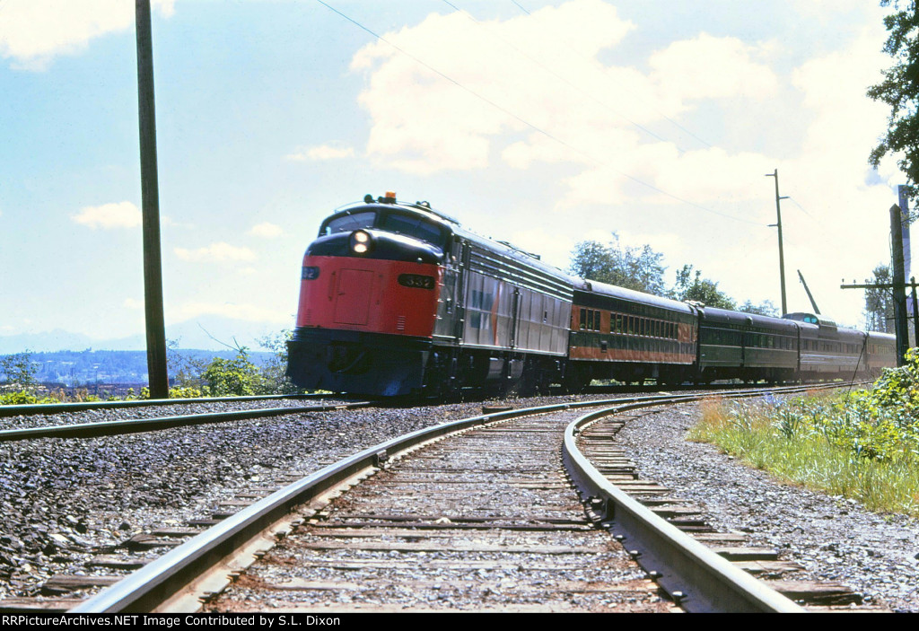 AMTK 332 @Long Siding